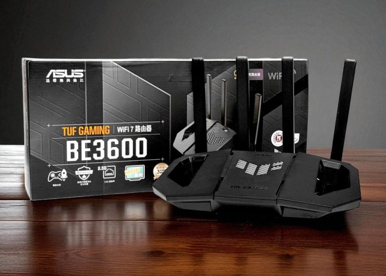 ZOTAC GAMING GeForce RTX 5070 Ti SOLID OC開箱試用，交錯式斜紋外型搭配三風扇設計、高效散熱與性能二合一 ...